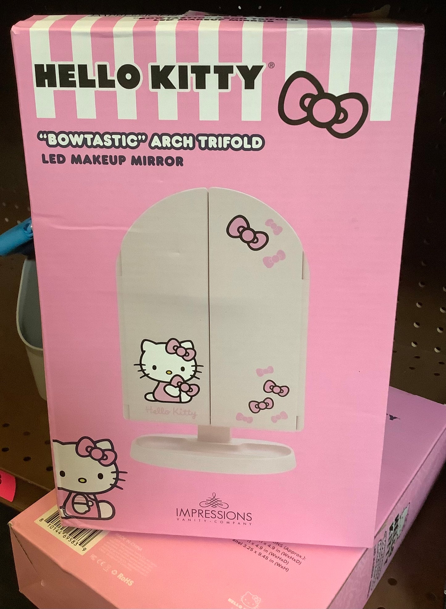 Impressions Vanity Hello Kitty Bowtastic Arch Trifold LED Makeup Mirro – Discount 70 Online