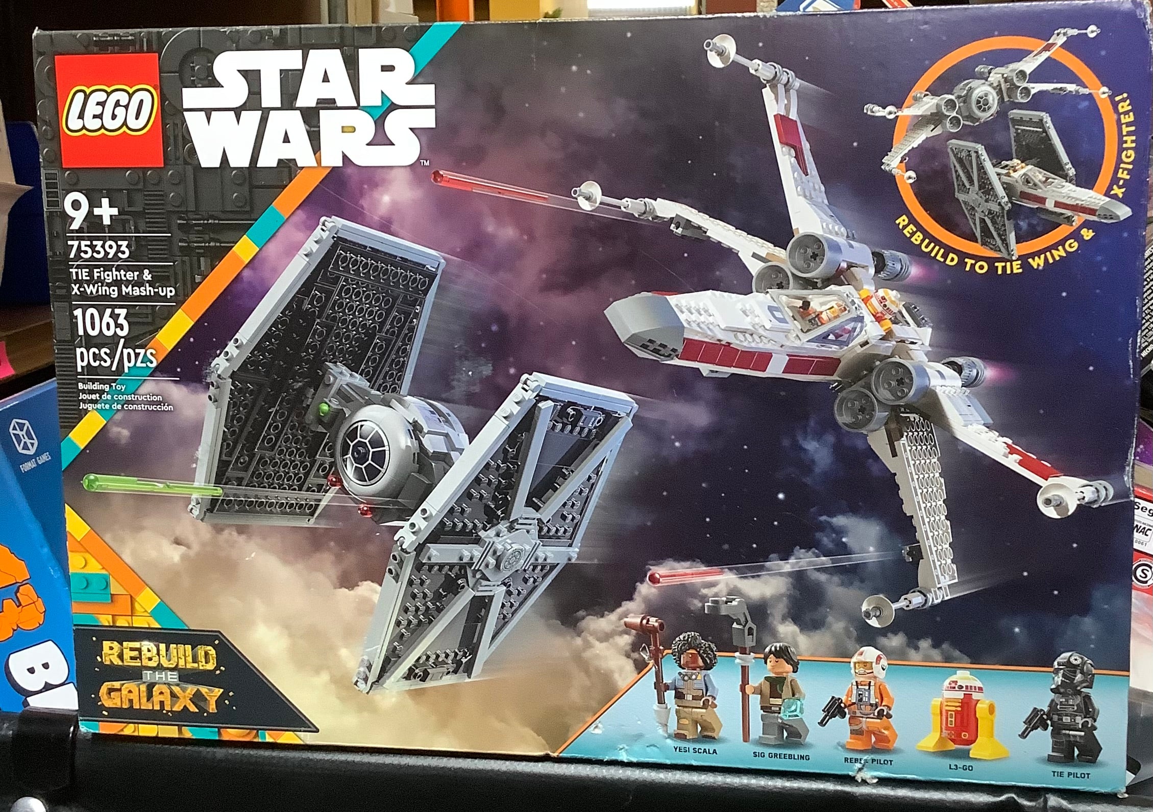 LEGO Star Wars TIE Fighter & X-Wing Mash-up Building Set 75393 ...